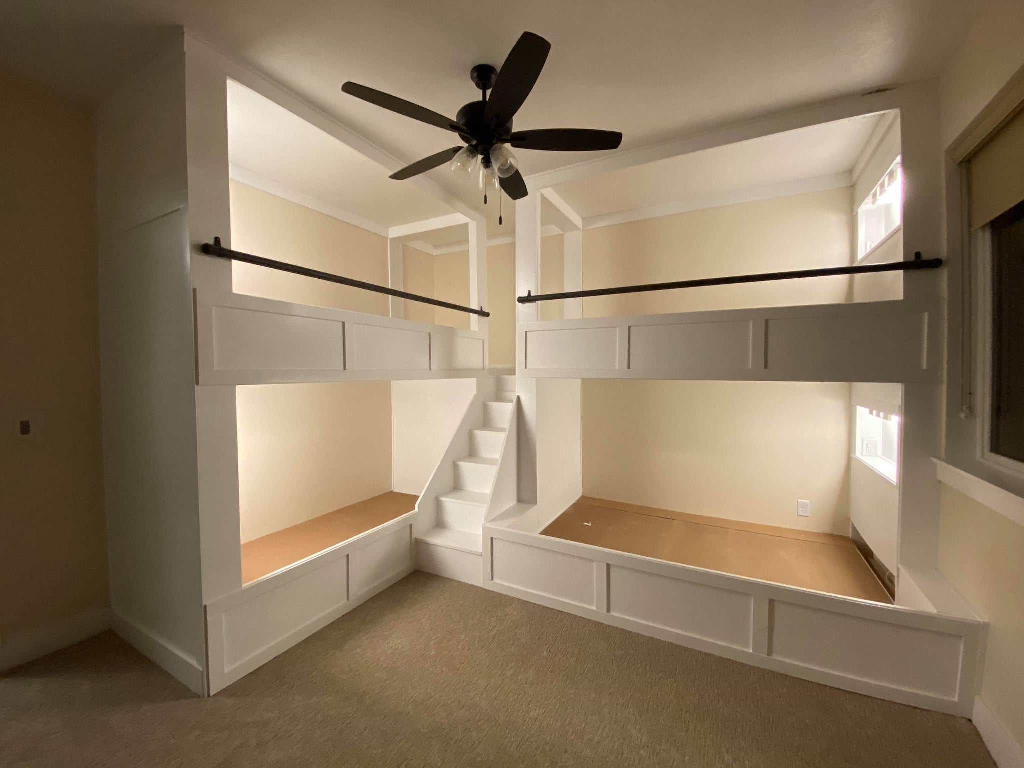 The Elegant Utah: Bespoke L-Shaped Twin XL over Queen Quad Bunk Suite ...